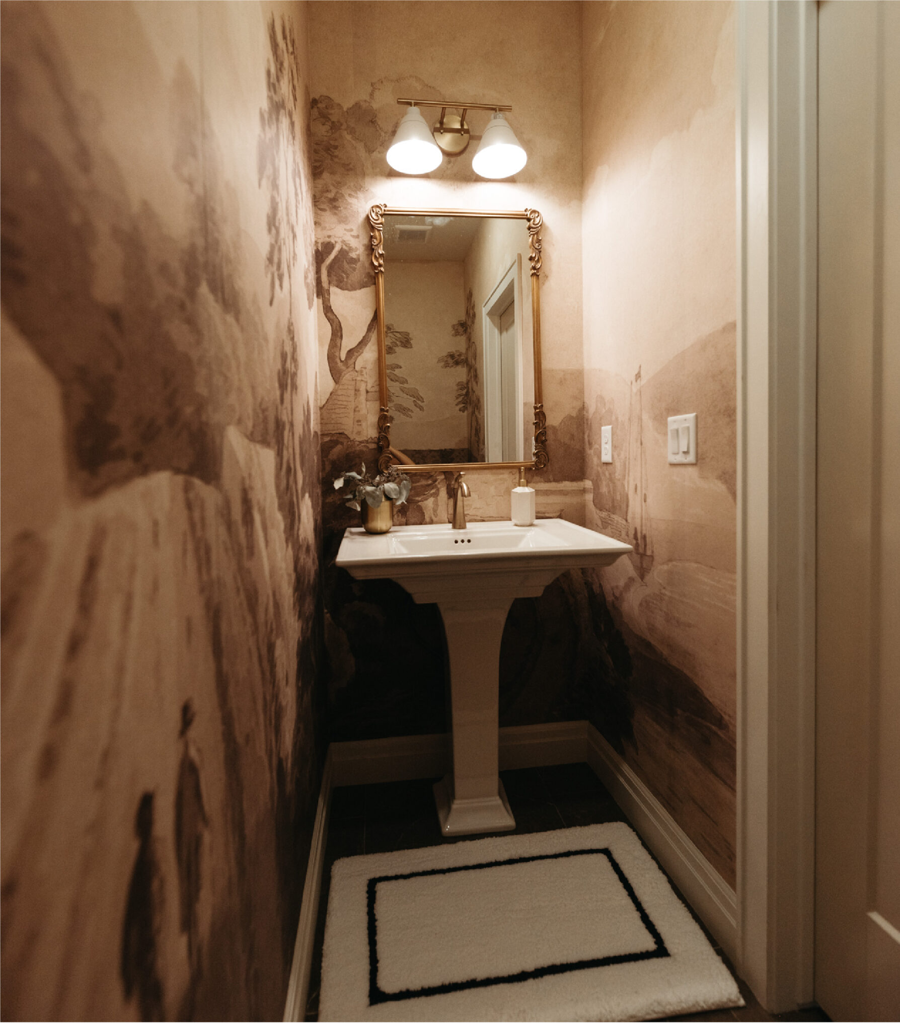 Gallery – Curate Company